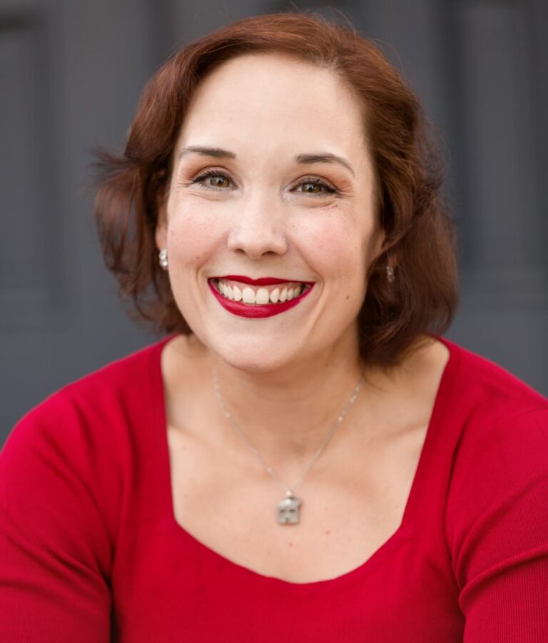 Author Interview with Audrey Burges - HeyitsCarlyRae